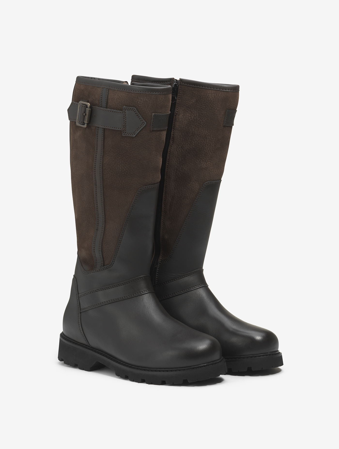 The expert boot for long walks: leather, Gore-Tex® and fake fur ...