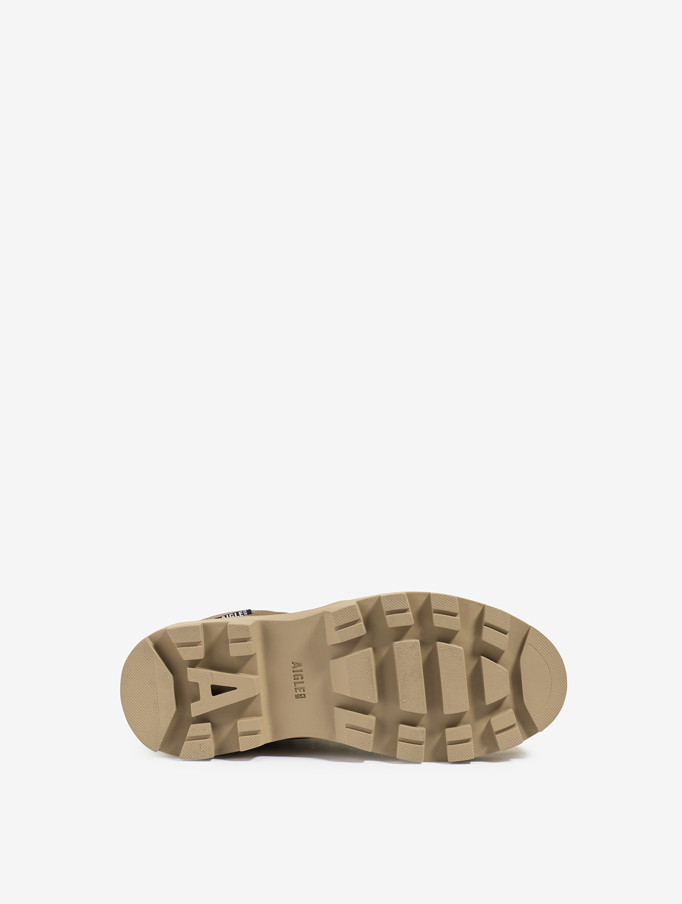 The iconic Aigle hiking shoe in Gore-Tex® leather.men | AIGLE